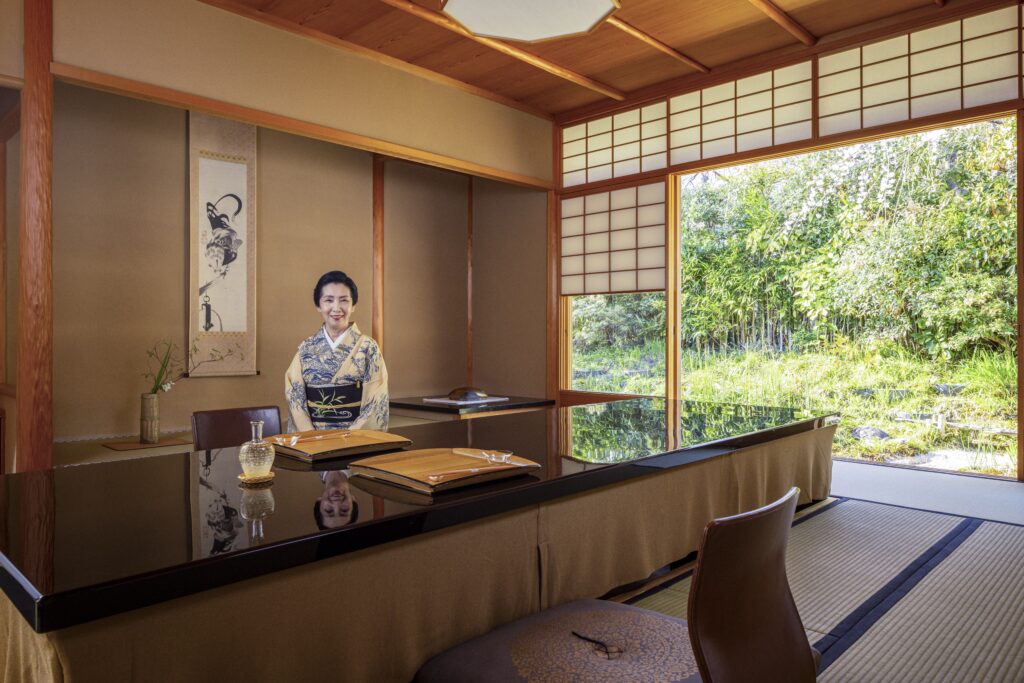Essential Etiquette for Dining at a Ryotei - gaho JAPAN