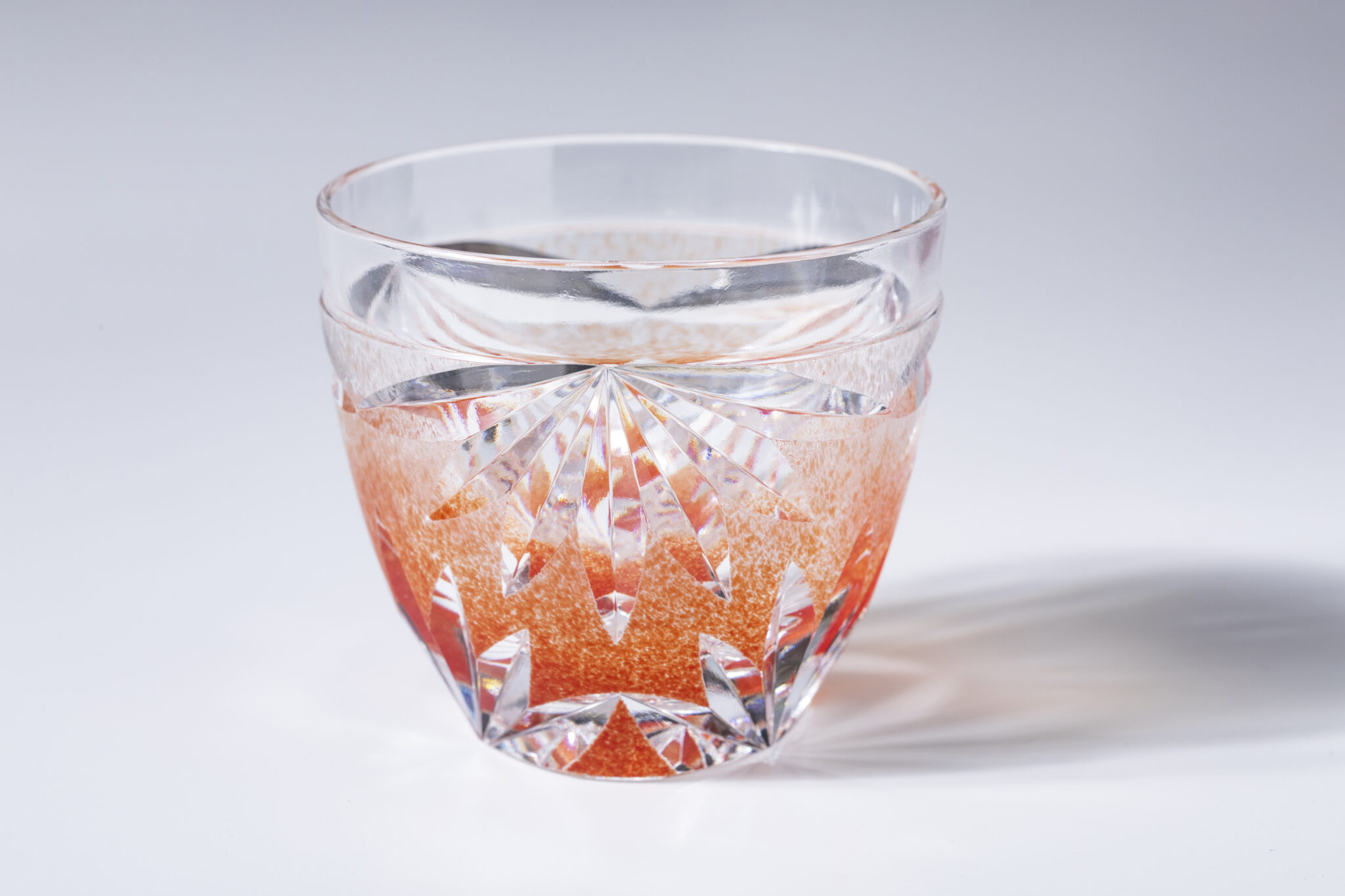 Edo Kiriko: The Beauty of Glass Cutting Revealed - gaho JAPAN